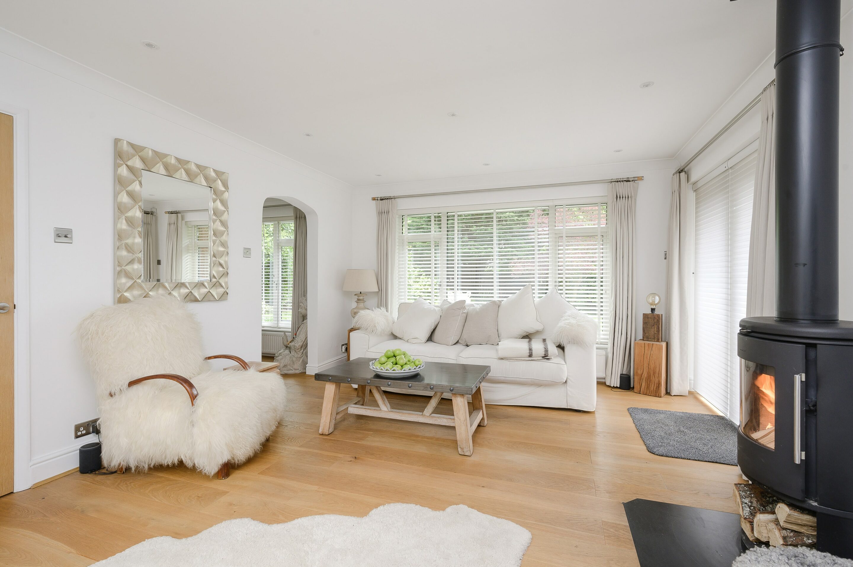 Woodside, Blundel Lane, Cobham - Hawksman